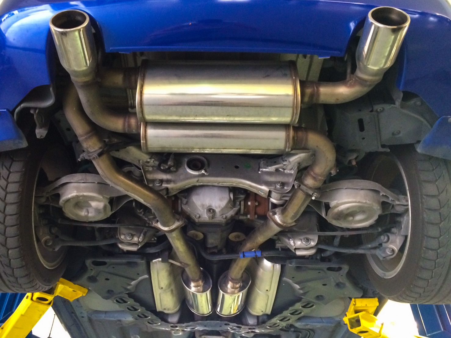 Your Guide to the Best 350z Exhausts | Low Offset