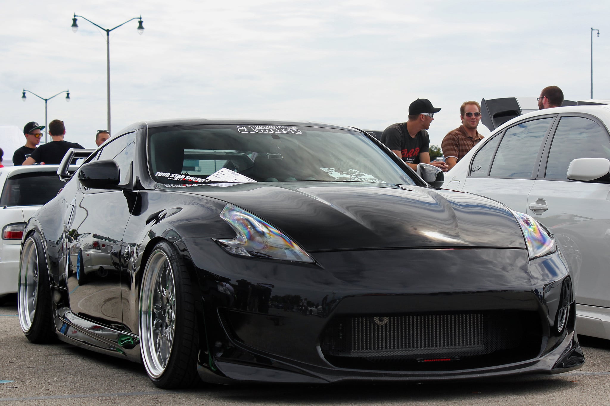 370z Mods Guide: Top Upgrades for Performance & Appearance | Low Offset