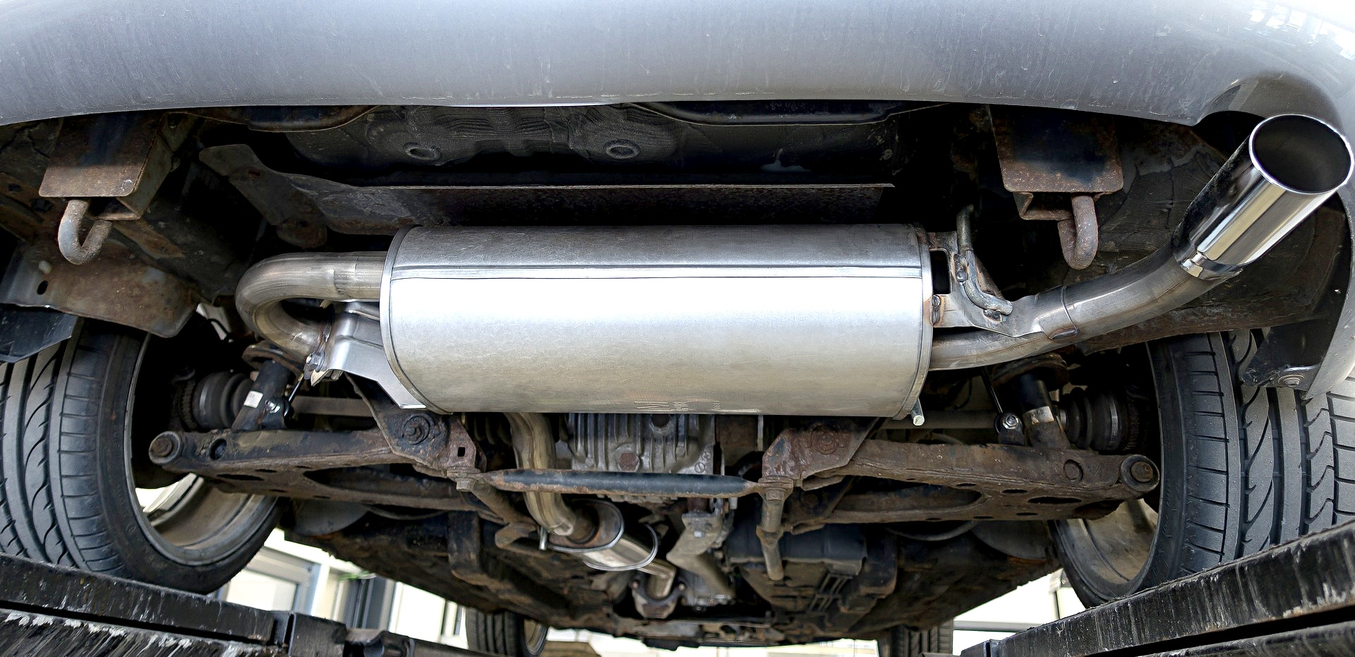 How To Make Your Exhaust Loud: Tips For Every Budget | Low Offset