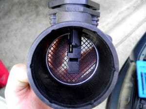 Guide to the Best Mass Air Flow Sensor Cleaners | Low Offset