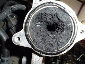 EGR Valve: Function, Symptoms, Cleaning & Replacement | Low Offset