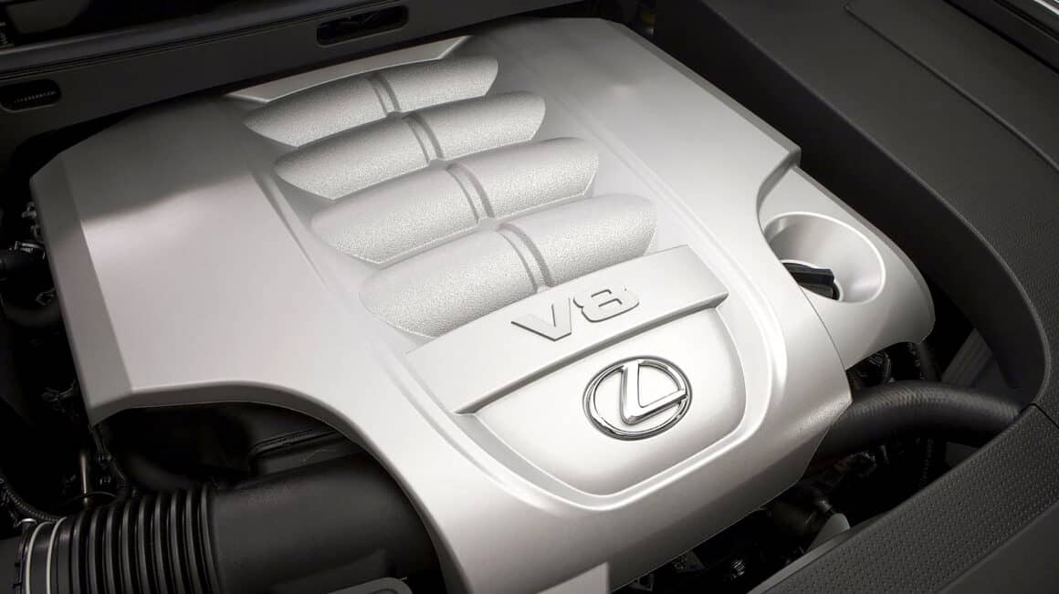 Toyota’s 5.7 Liter V8 3UR-FE Engine: Specs & Reliability | Low Offset