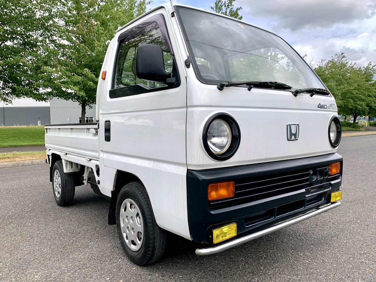 JDM Pickup Trucks: Our Top Picks | Low Offset