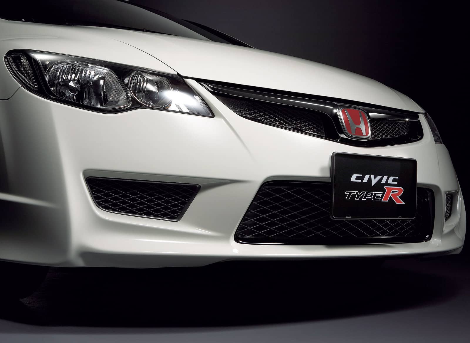Honda’s FD2 Type R Civic: The Last of the JDM Legends | Low Offset