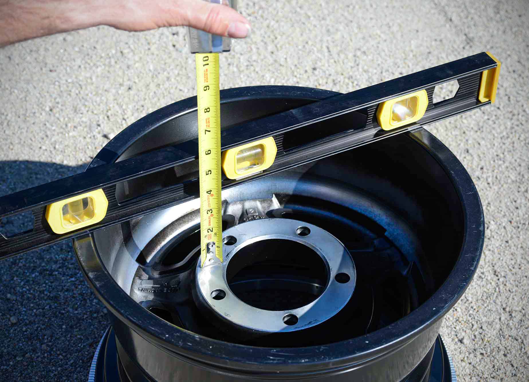 Wheel Backspacing Explained: Learn What It Is & How It Works [With ...