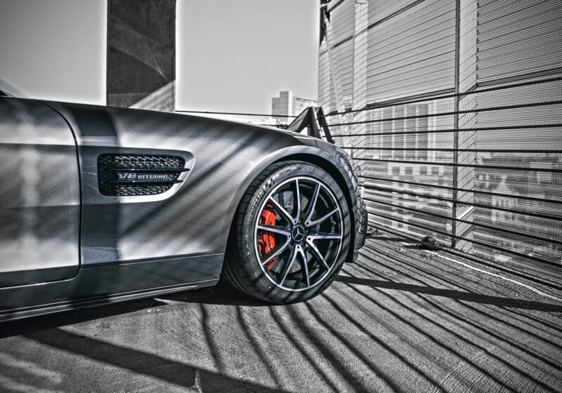 The Difference Between Low-Profile Tires & Regular Tires | Low Offset