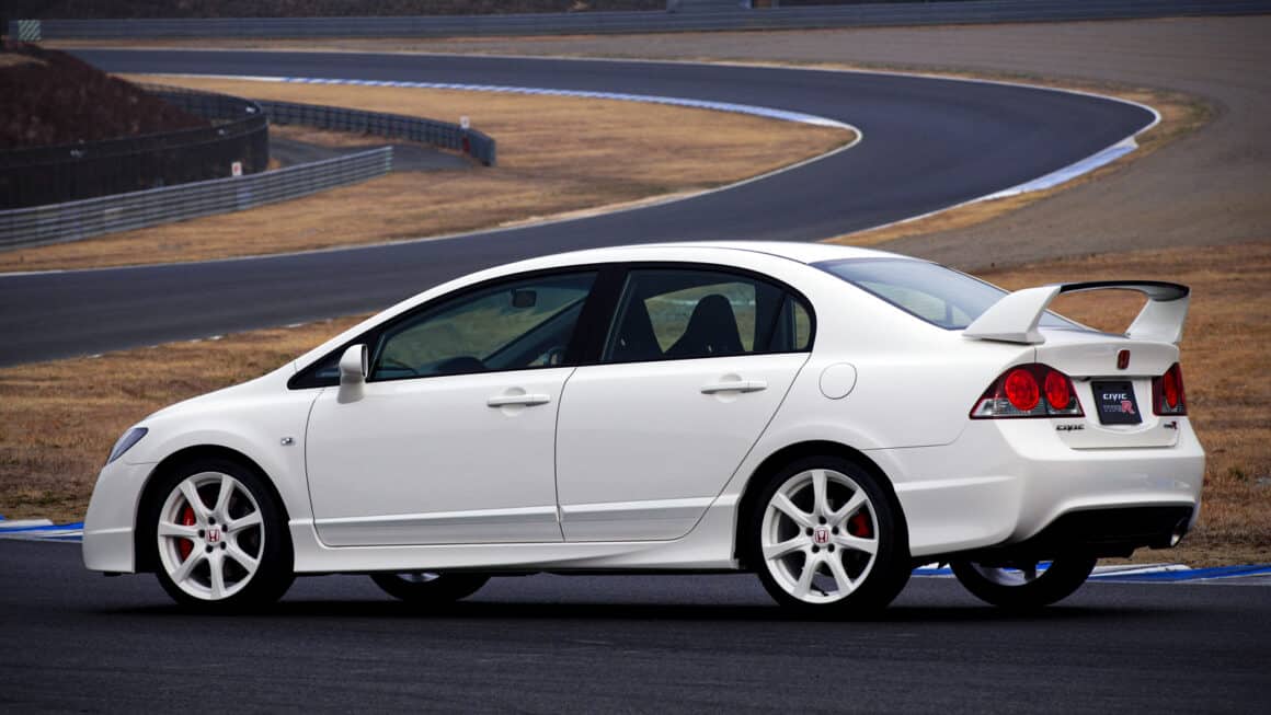 Honda’s FD2 Type R Civic: The Last of the JDM Legends | Low Offset