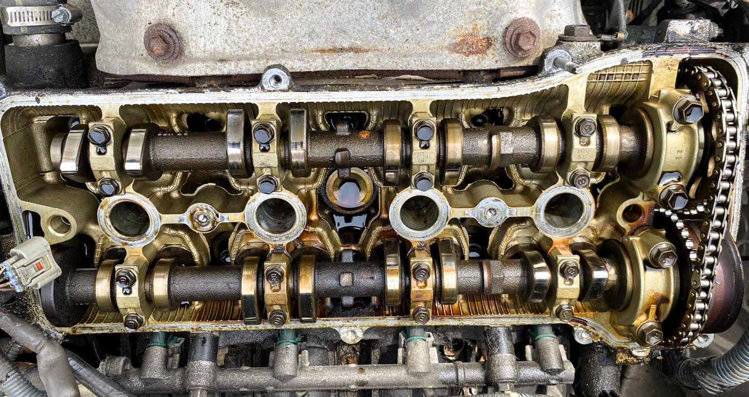 Toyota’s 2AZ-FE 2.4L Engine: Problems, Reliability & Specs | Low Offset