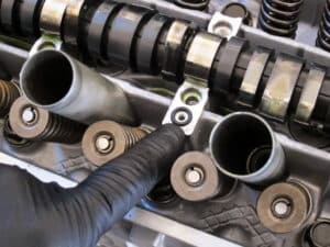 Honda Mini-Me Swaps: How to Put a VTEC Head on Your D-Series | Low Offset